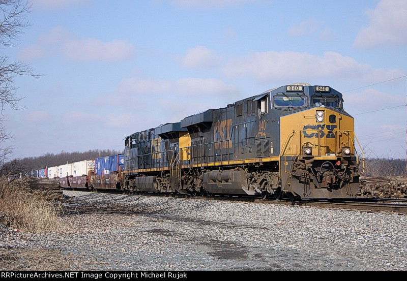 CSX 840